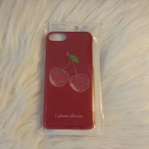 Best 25+ Deals for H&m Iphone Case | Poshmark